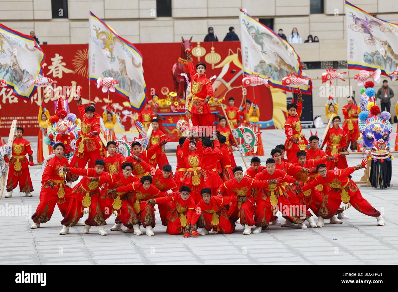 Performers present Pujiang bench dragon dance at Beijing Intangible ...