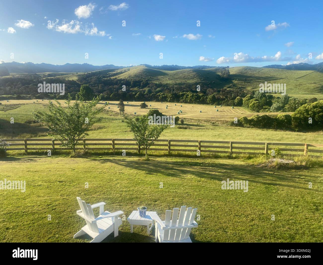 Expansive landscape wide fields hi-res stock photography and images - Alamy