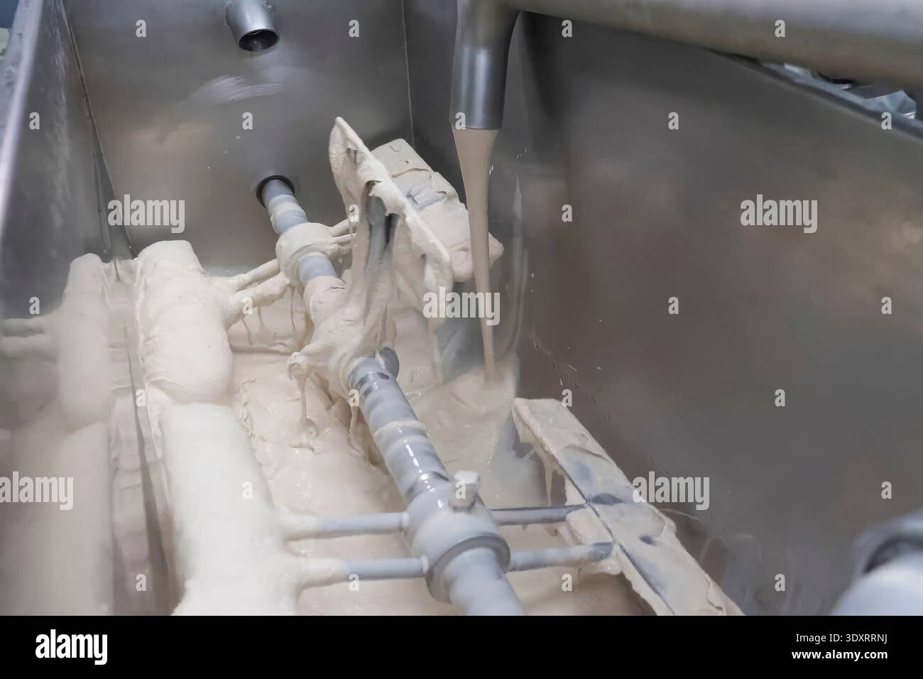 Ice processing facility hi-res stock photography and images - Alamy