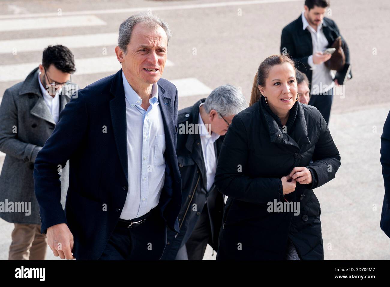 The president of the Cabildo of Tenerife, Rosa Dávila Mamely, and the ...