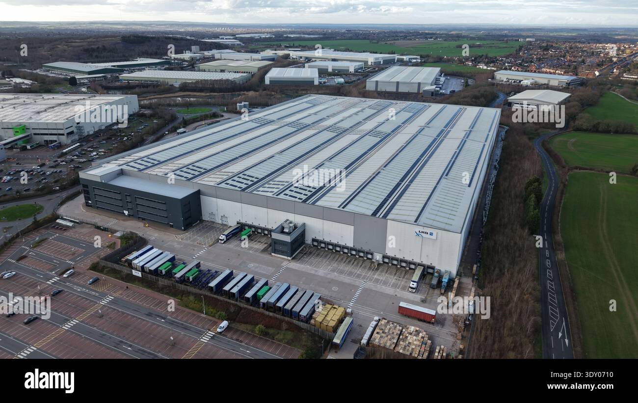 Tamworth, United Kingdom - 21 February 2026: Aerial view of LKQ Euro ...
