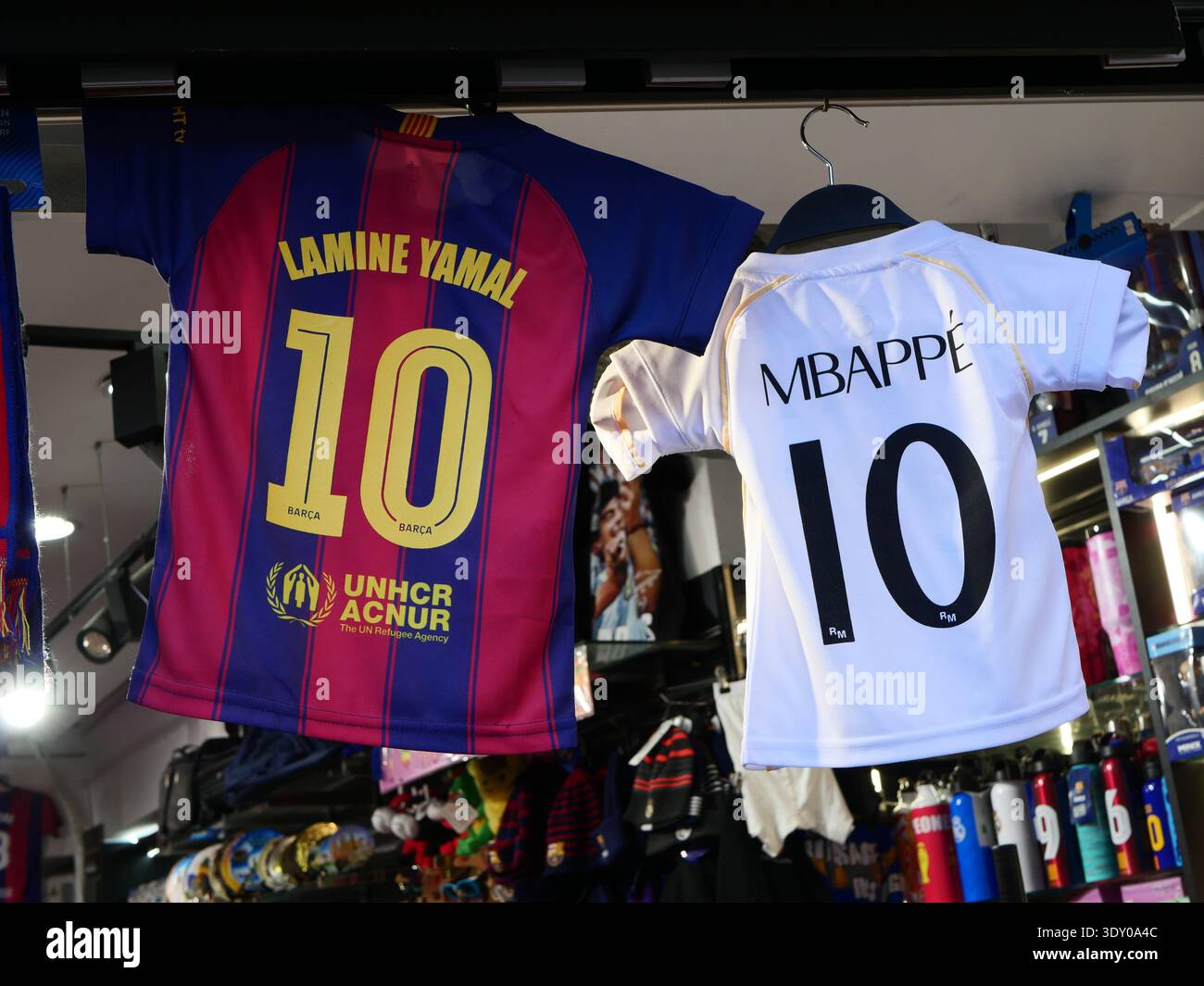 Lamine yamal barcelona la liga hi-res stock photography and images - Alamy
