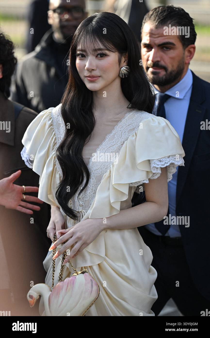 Anna arriving at the Chloeshow during Fashion Week in Paris, France on ...