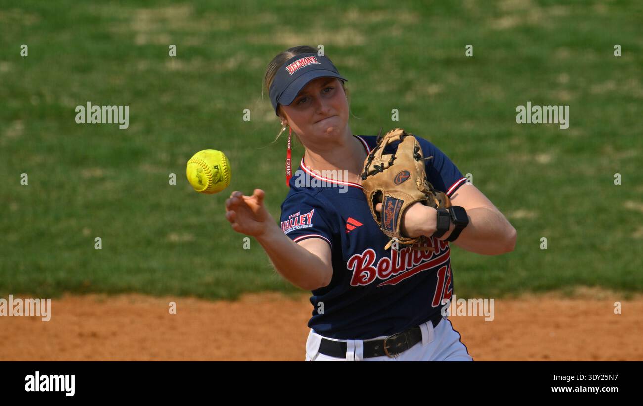 Belmont infielder Lydia Vanderwoude (12) plays Ohio in an NCAA softball ...
