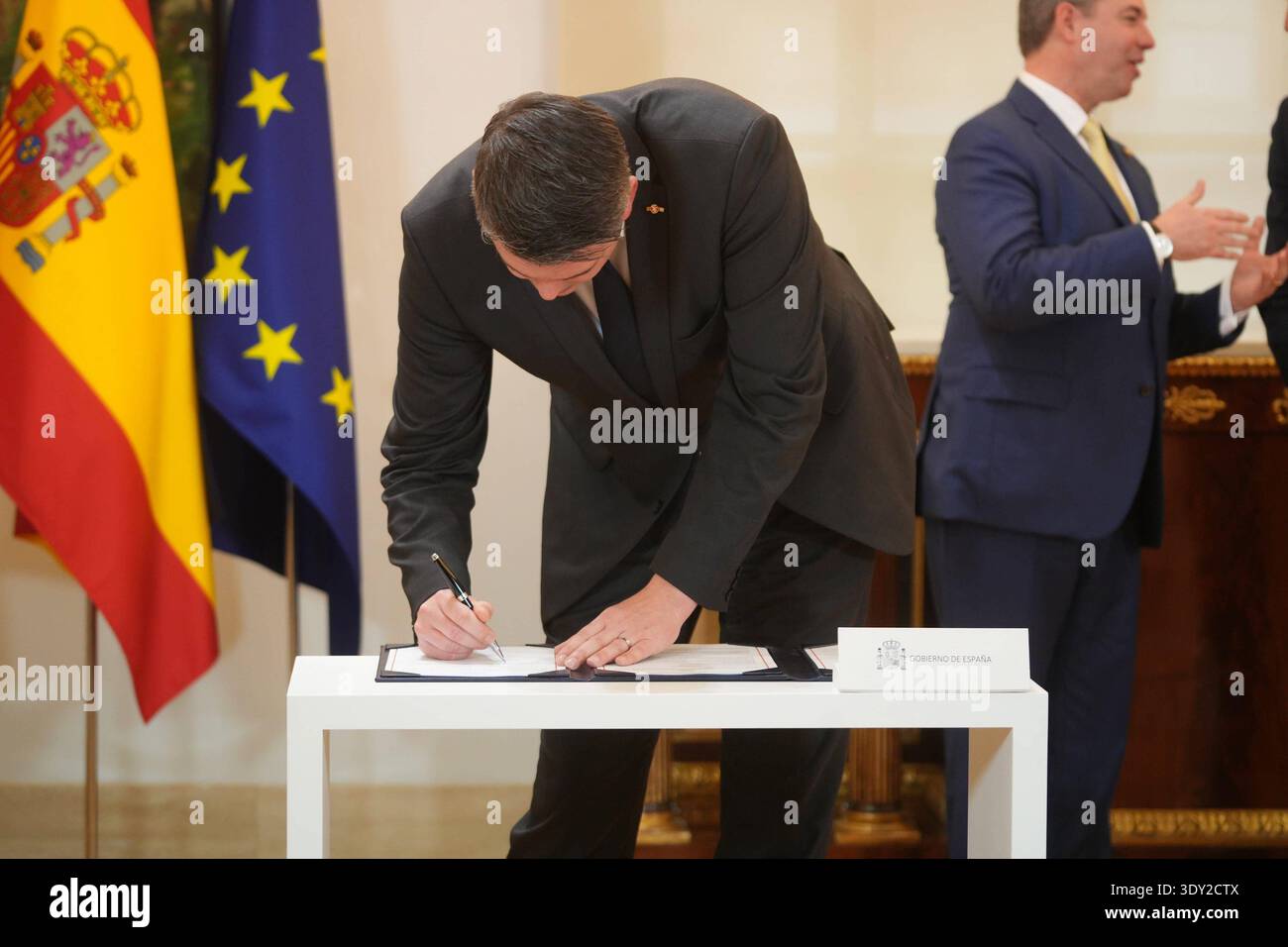 President Pedro Sanchez receives the Grand Duke of Luxembourg at ...