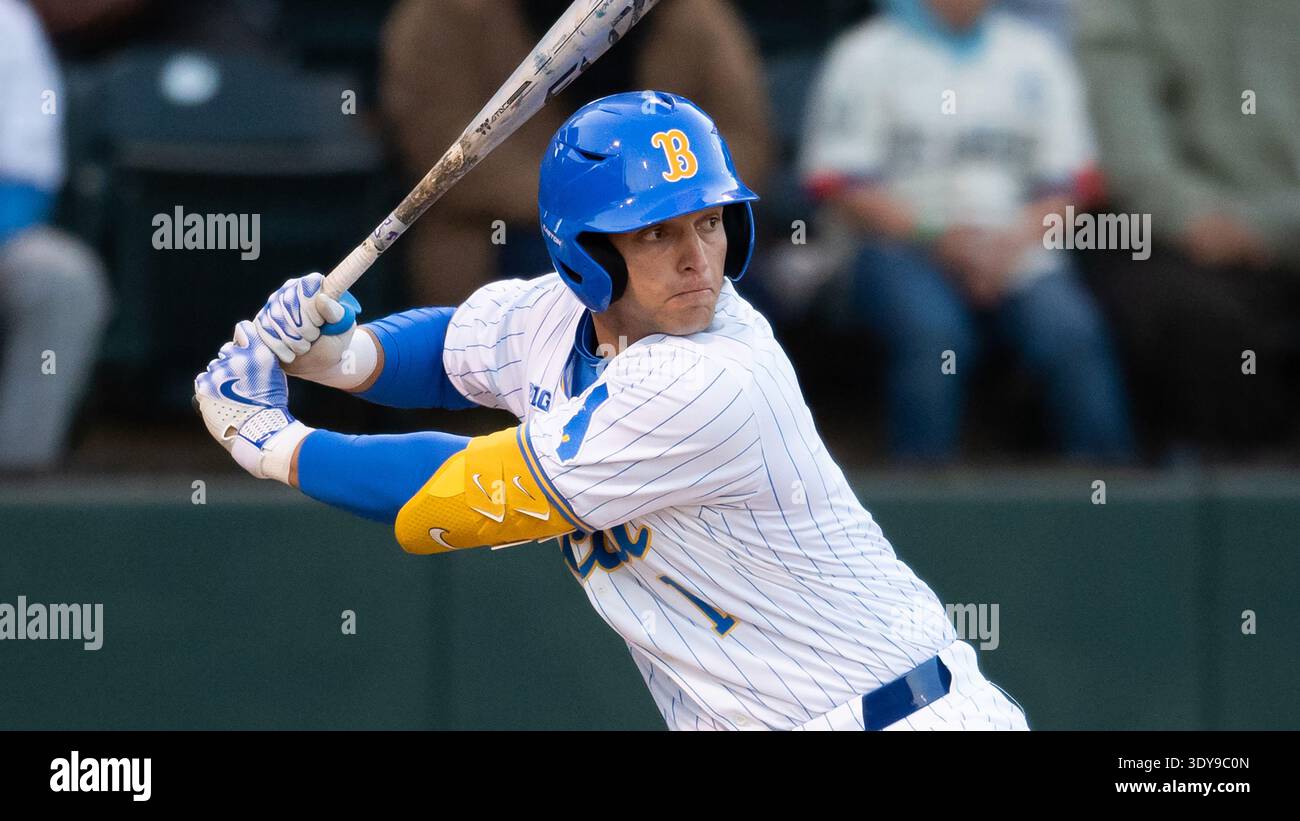 UCLA's Roch Cholowsky bats during an NCAA baseball game against Texas ...