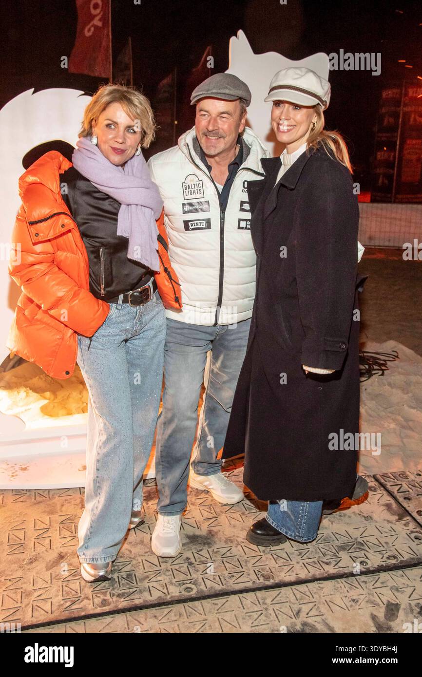 abb / Gisa Zach, Till Demtroeder und Lara Dandelion Seibert zu Gast am ...