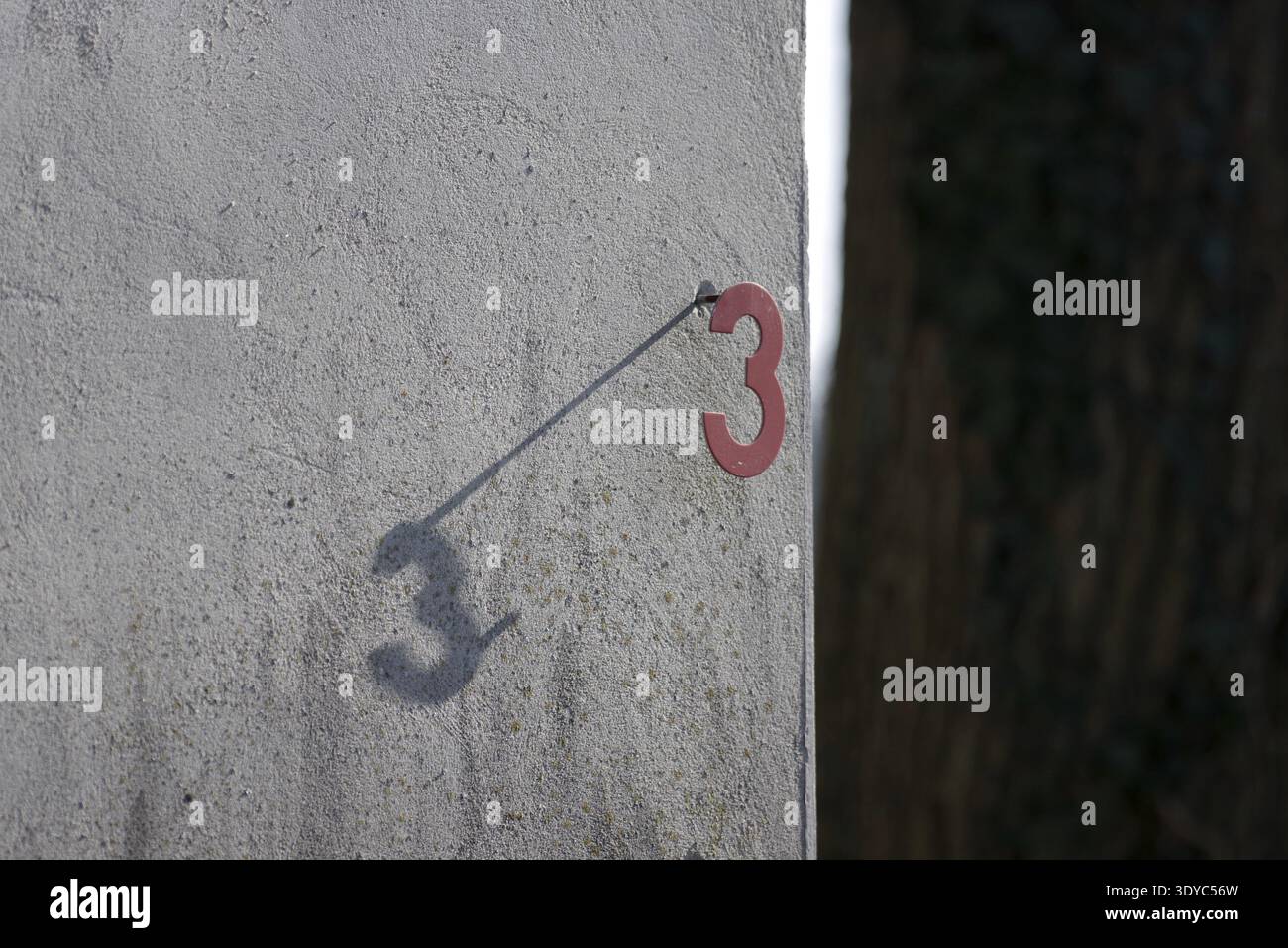 Three number house shadow hi-res stock photography and images - Alamy