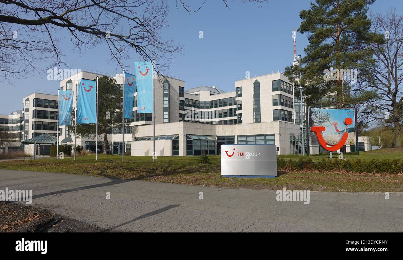 TUI Group Verwaltung Hannover Karl-Wiechert Allee 23 - gesehen am 07.03 ...