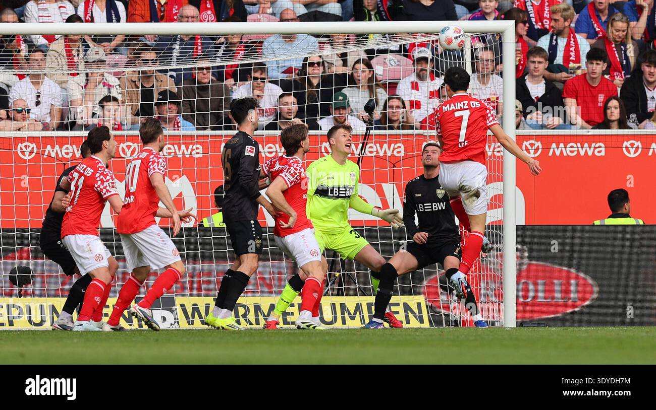 1:0 Goal, Goalkeeper Alexander Nuebel (Stuttgart), Maximilian ...