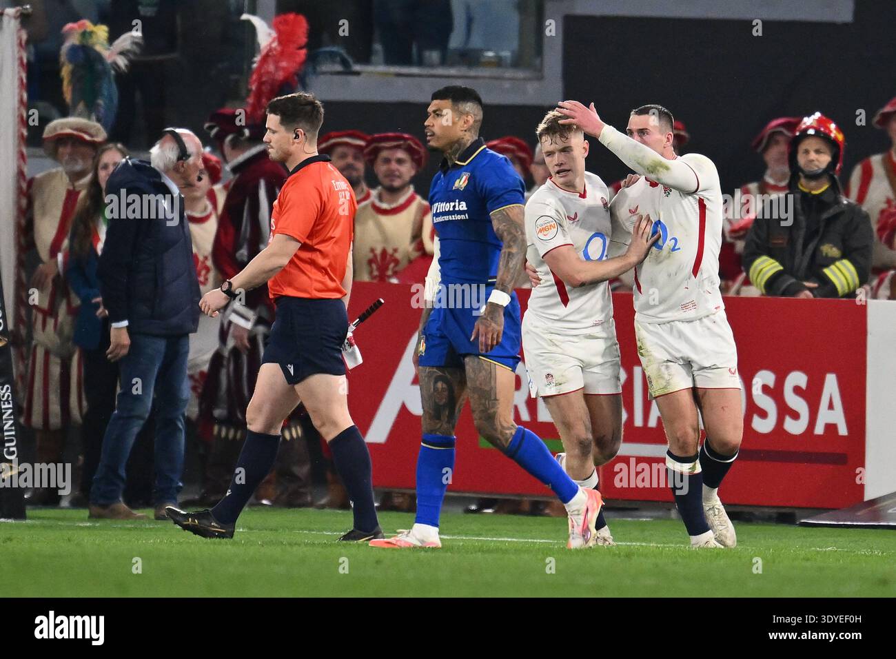 Tom Roebuck of England in to score a try during the Guinness Six ...