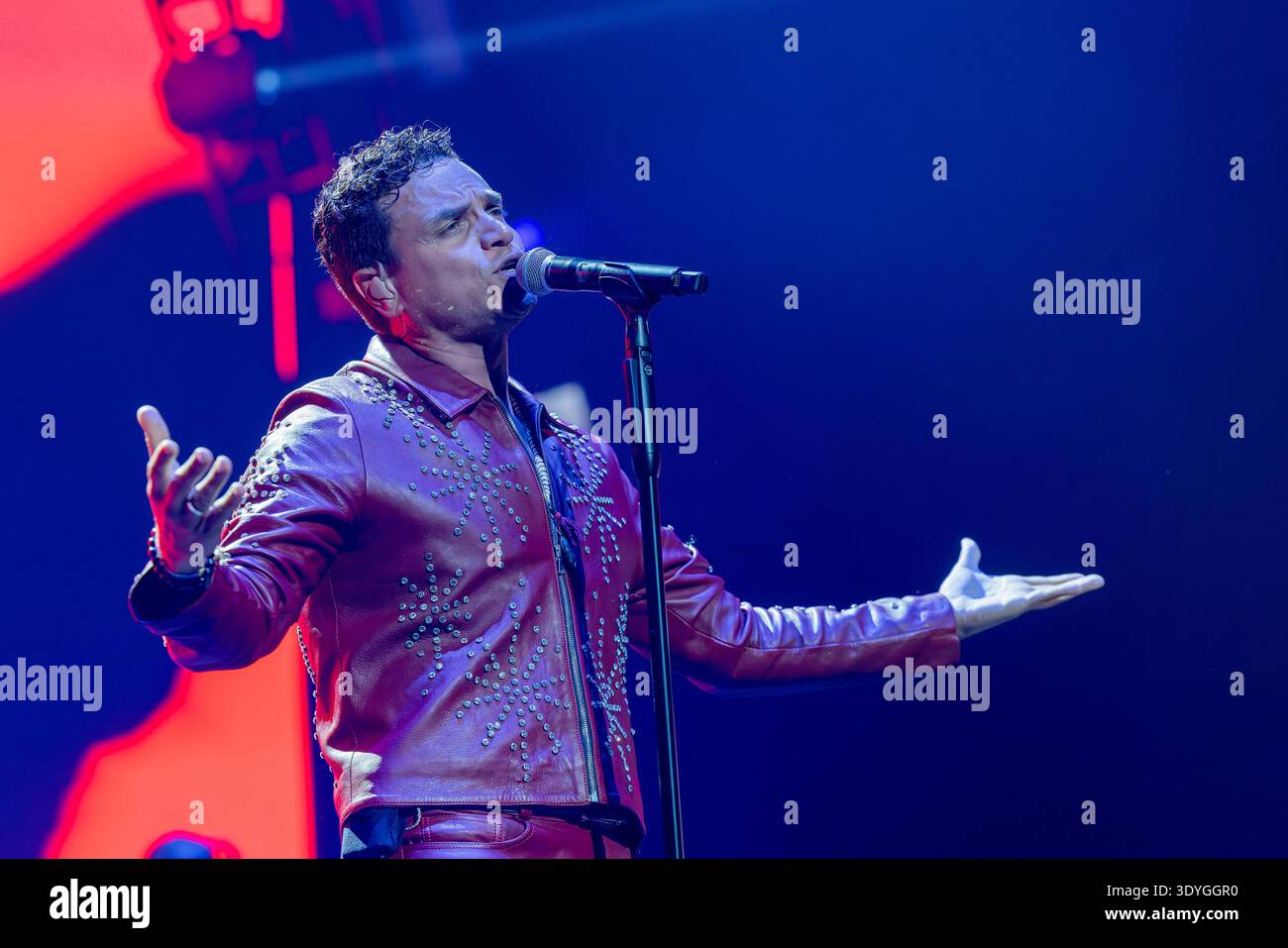 MIAMI, FL - MARCH 7: Silvestre Dangon performs during “El Ultimo Baile ...