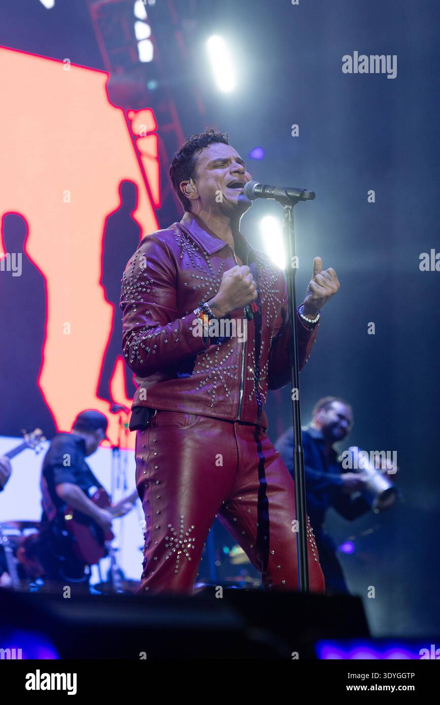 MIAMI, FL - MARCH 7: Silvestre Dangon performs during “El Ultimo Baile ...