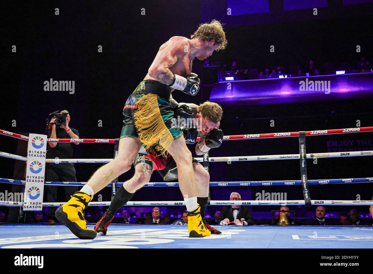 Ben fail v mason cartwright hi-res stock photography and images - Alamy