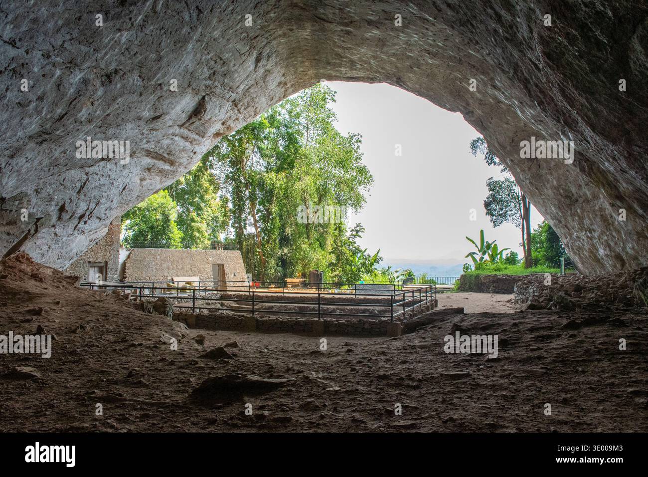 The image shows the Fa Hien Cave, also known as the Pahiyangala Cave ...