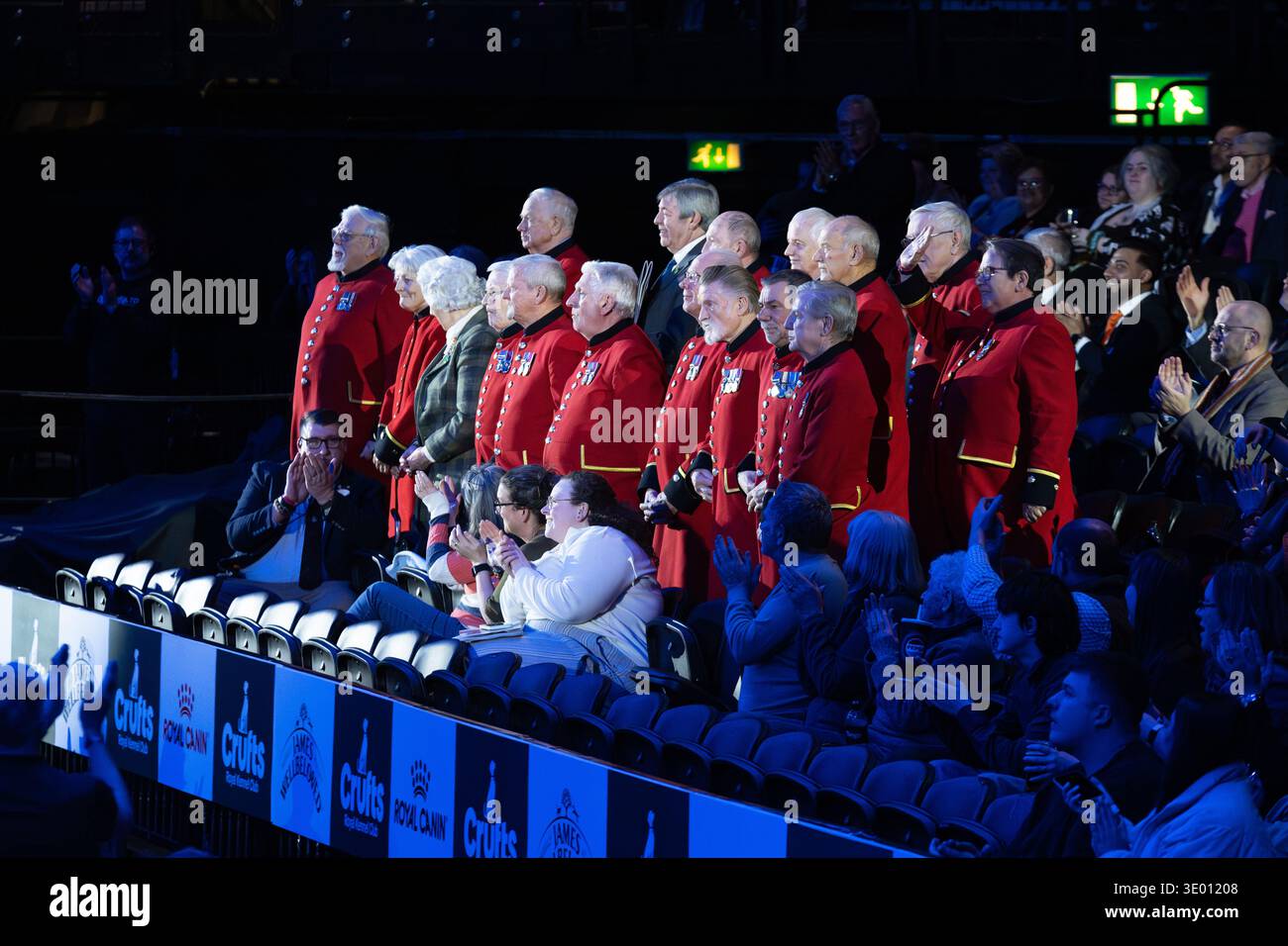 Crufts chelsea pensioners hi-res stock photography and images - Alamy