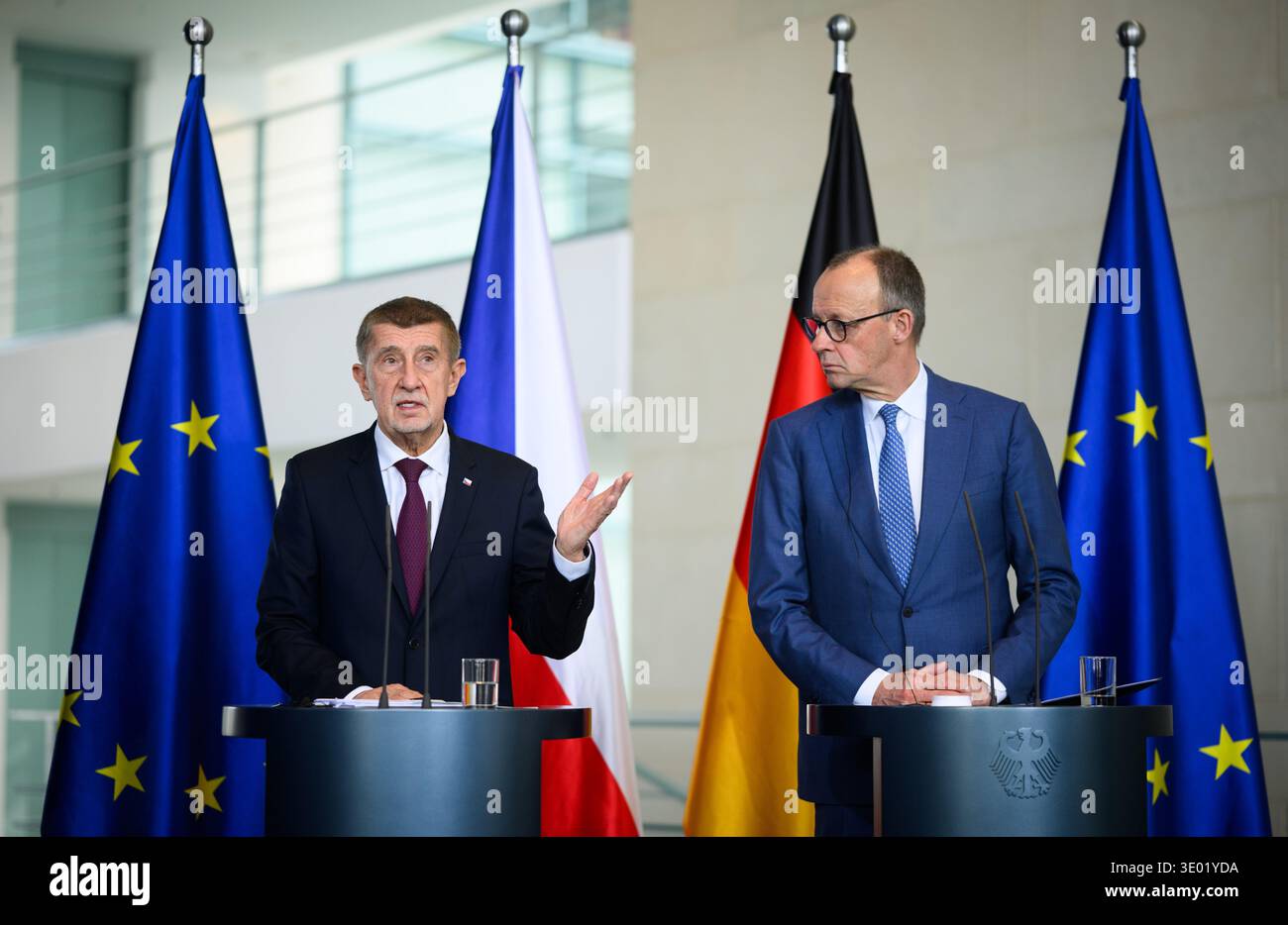 10 March 2026, Berlin: Andrej Babis (l), Prime Minister of the Czech ...