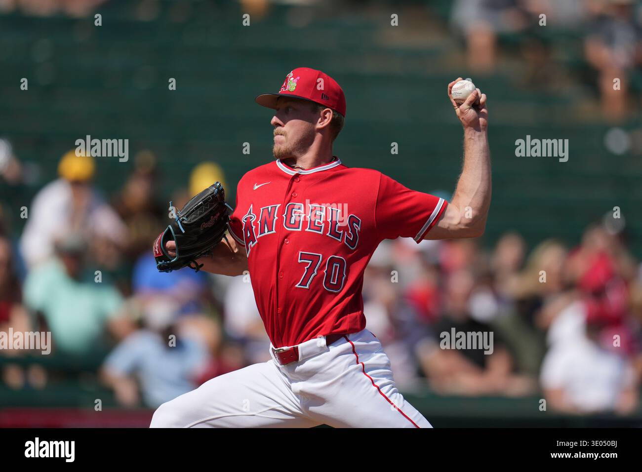 Los Angeles Angels starting pitcher Mitch Farris throws against the San ...