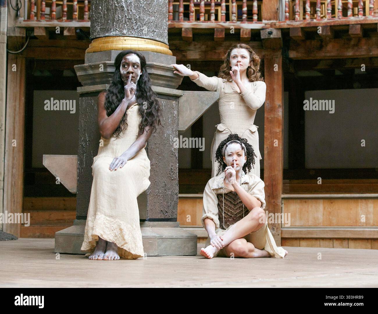 Mike simmons hi-res stock photography and images - Alamy