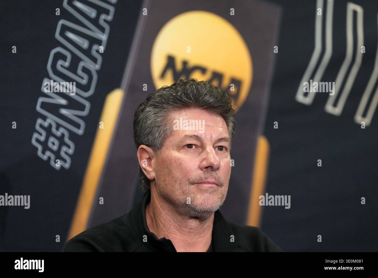 Arkansas Razorbacks coach Doug Case during NCAA Indoor Track and field ...
