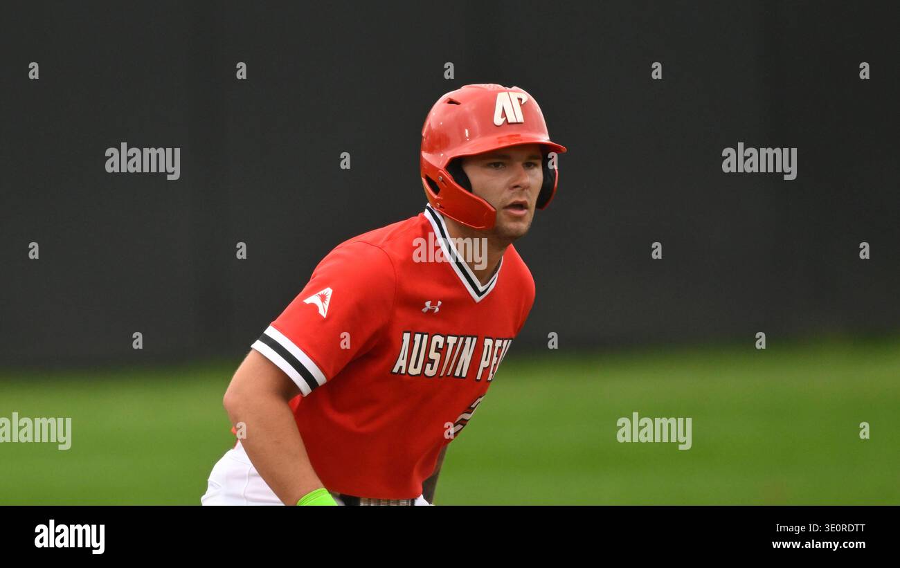 Austin Peay utility Ty Wisdom (26) plays Ohio in an NCAA baseball game ...