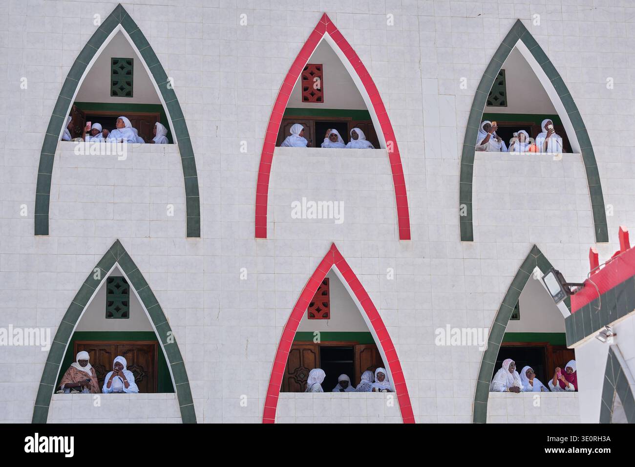 Muslims attend the last Friday prayers of the holy fasting month of ...