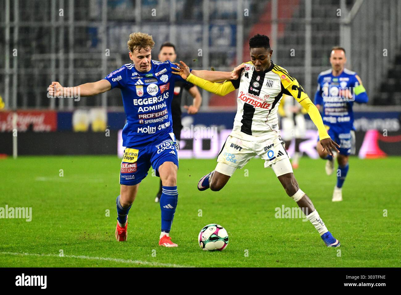 ABD0123 20260313 - LINZ - ÖSTERREICH: v.l. Fabian Wilfinger (TSV Egger ...