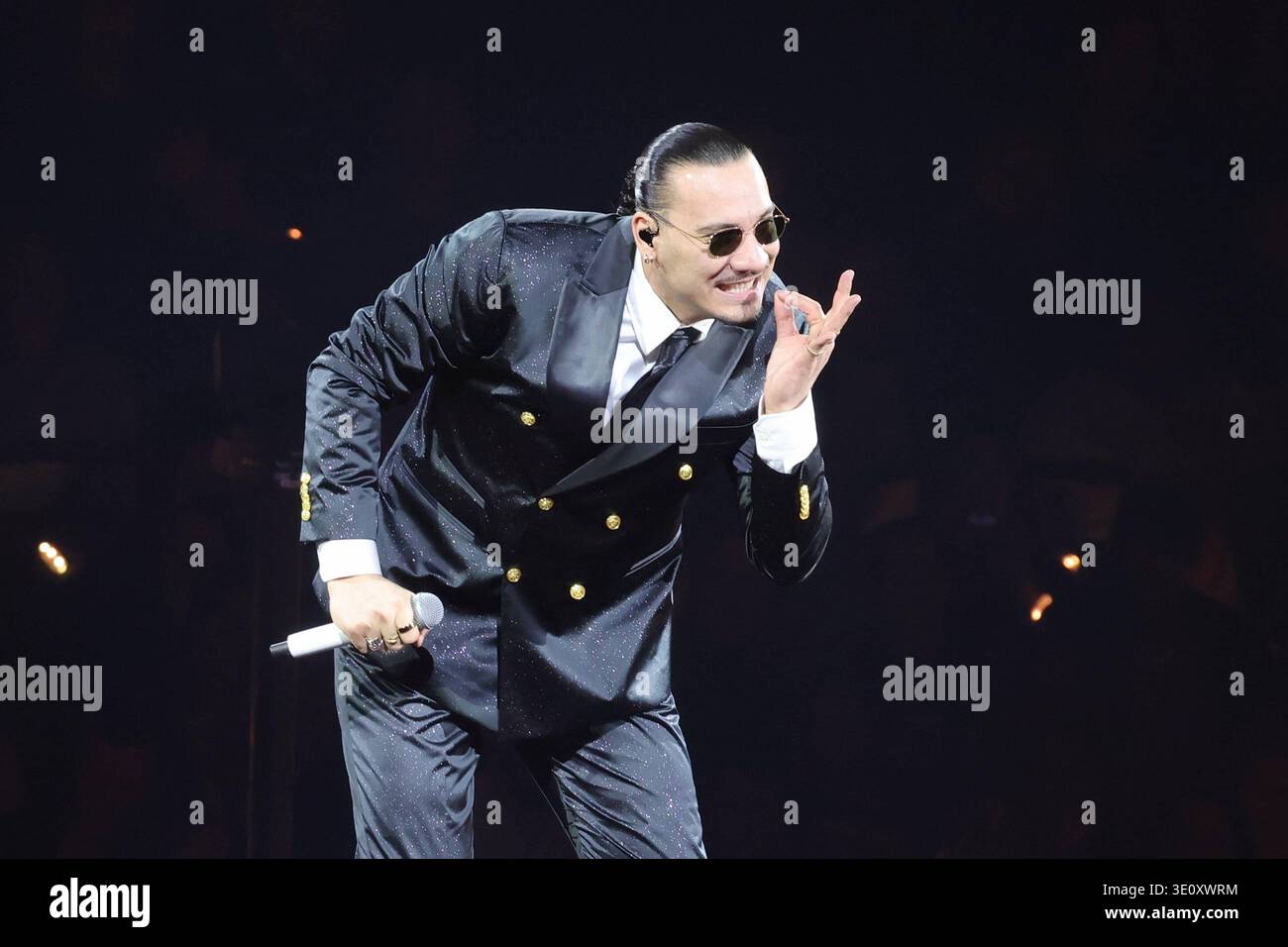 28.01.2026, Apache 207, Rapper, im Konzert live in der Uber Arena ...