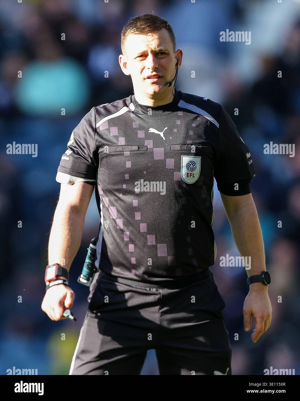 Referee, Josh Smith waits to restart play during the Sky Bet ...