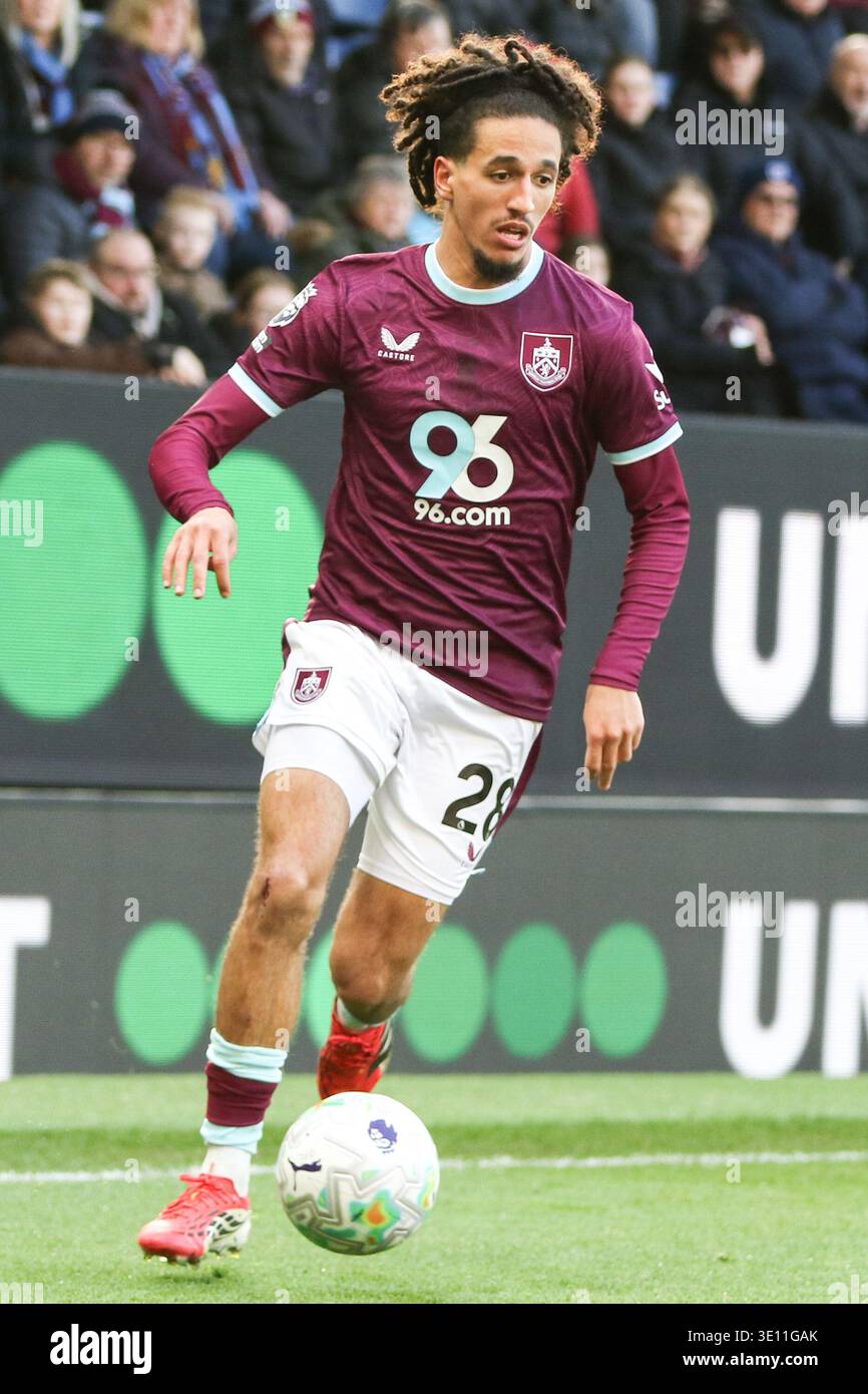 BURNLEY, ENGLAND - March 14: Hannibal Mejbri of Burnley controls the ...