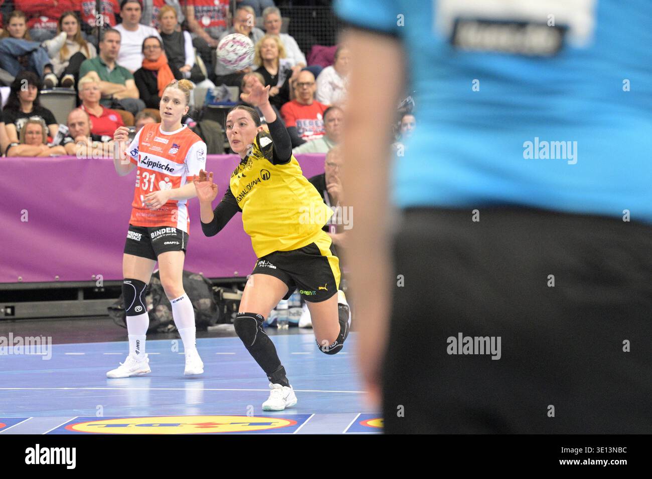 Kelly Vollebregt (BVB Borussia Dortmund Handball, #31) BVB Borussia ...