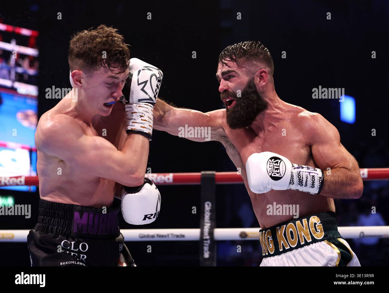 Colm Murphy (left) and Jono Carroll in the super feather weight bout at ...