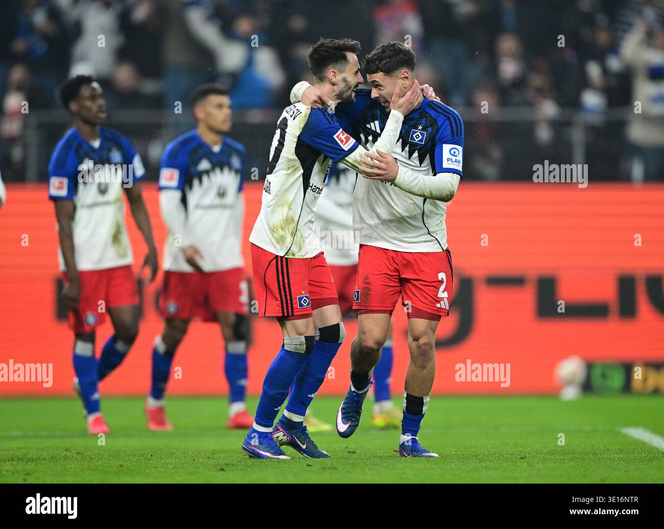 1:1 Goal, celebration, from the left, scorer Fabio Vieira, William ...