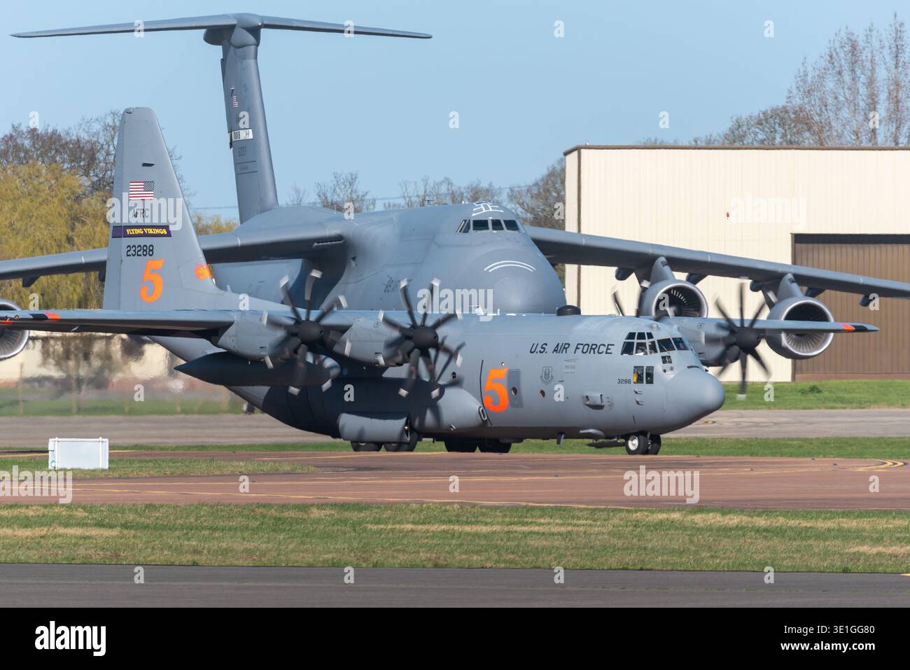 US Air Force Lockheed C-130H Hercules & C-5 Galaxy transport plane at ...