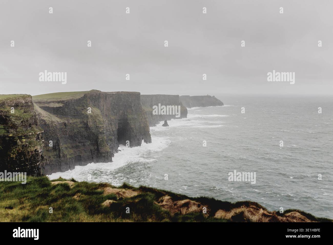 Cliffs of Moher bei Knockevin, 12.03.2026. Knockevin Irland *** Cliffs ...