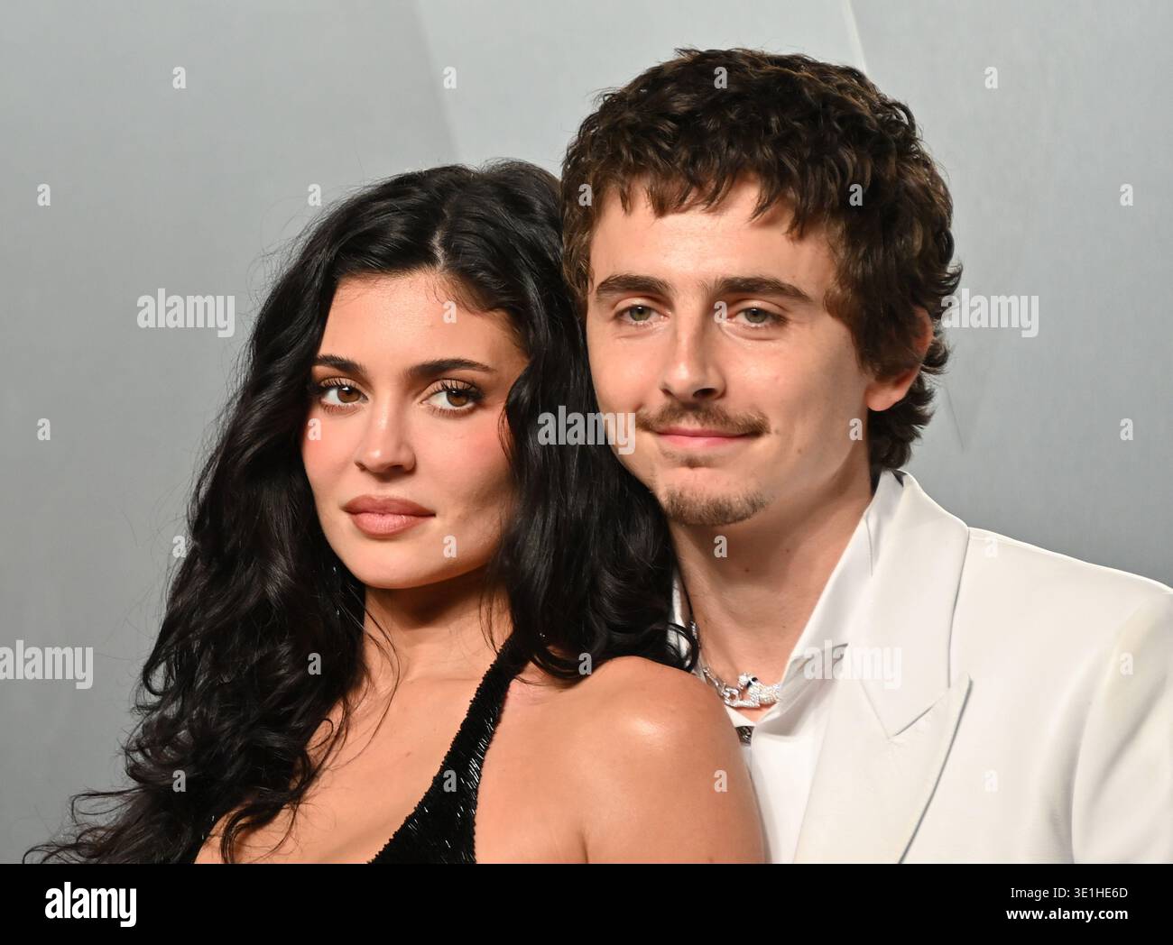 Kylie Jenner and Timothee Chalamet arriving to Vanity Fair Oscar Party ...