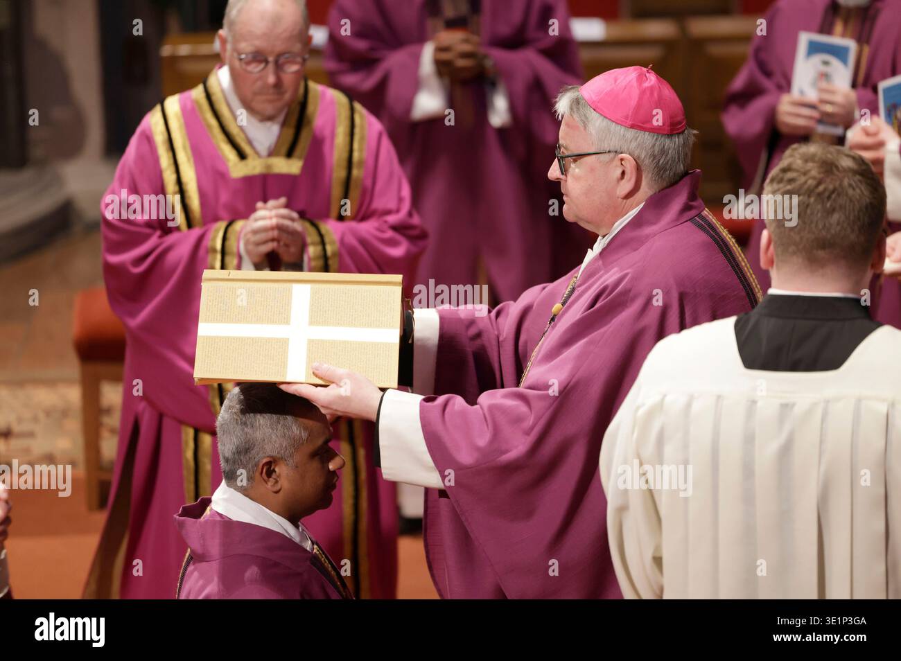 Joshy Pottackal and Peter Kohlgraf at the bishop's consecration of ...