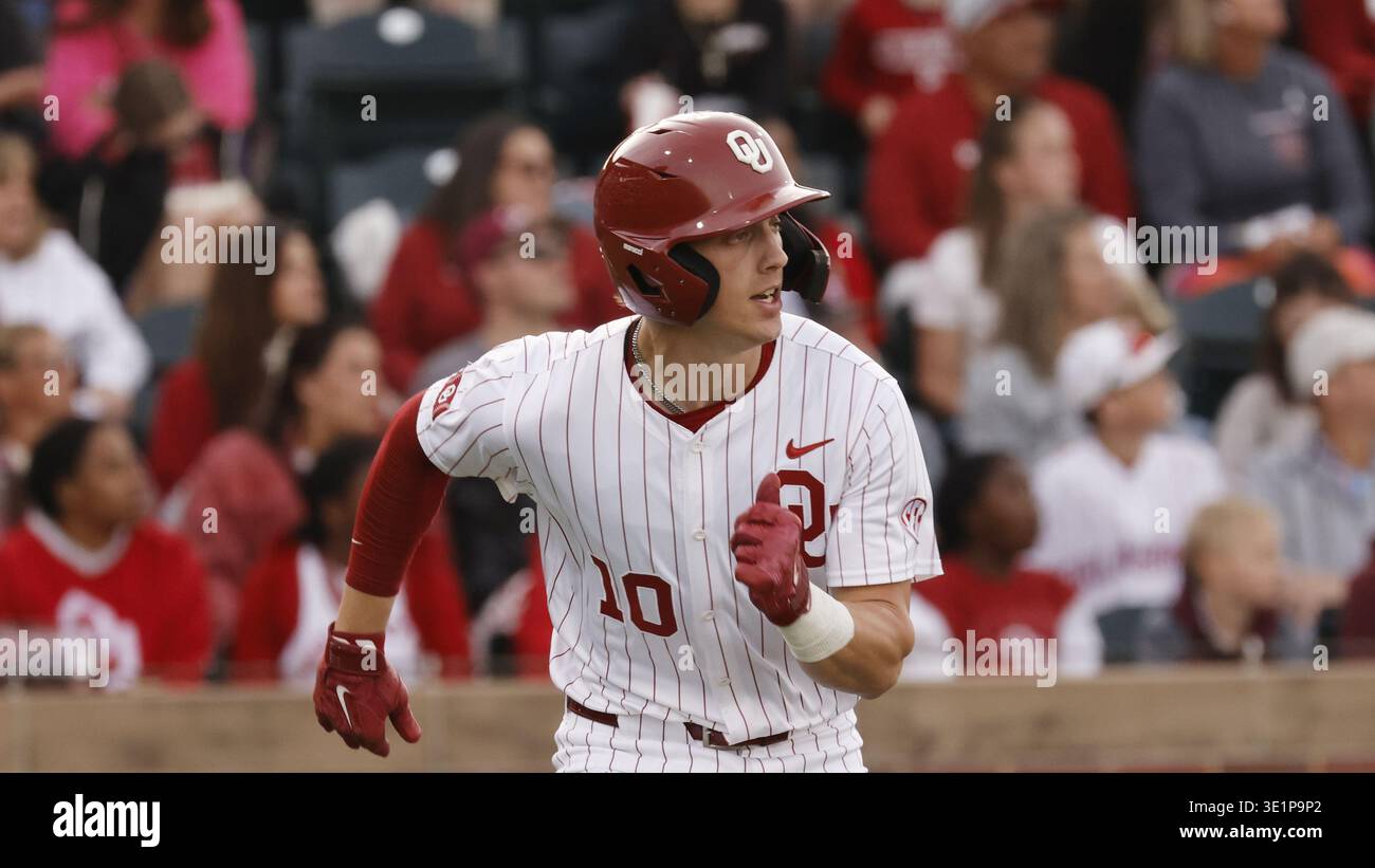 Oklahoma's Brendan Brock during an NCAA baseball game on Friday, March ...