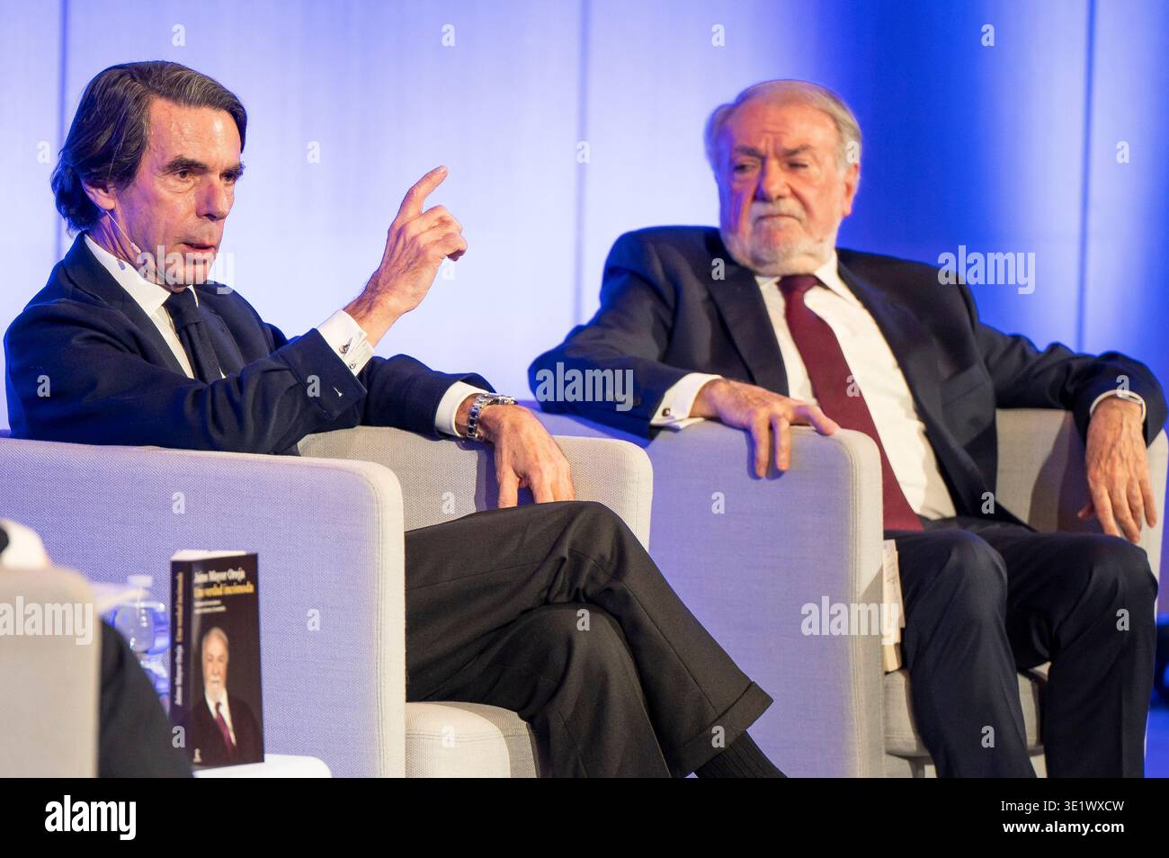 Former Prime Minister Jose Maria Aznar and Jaime Mayor Oreja during the ...