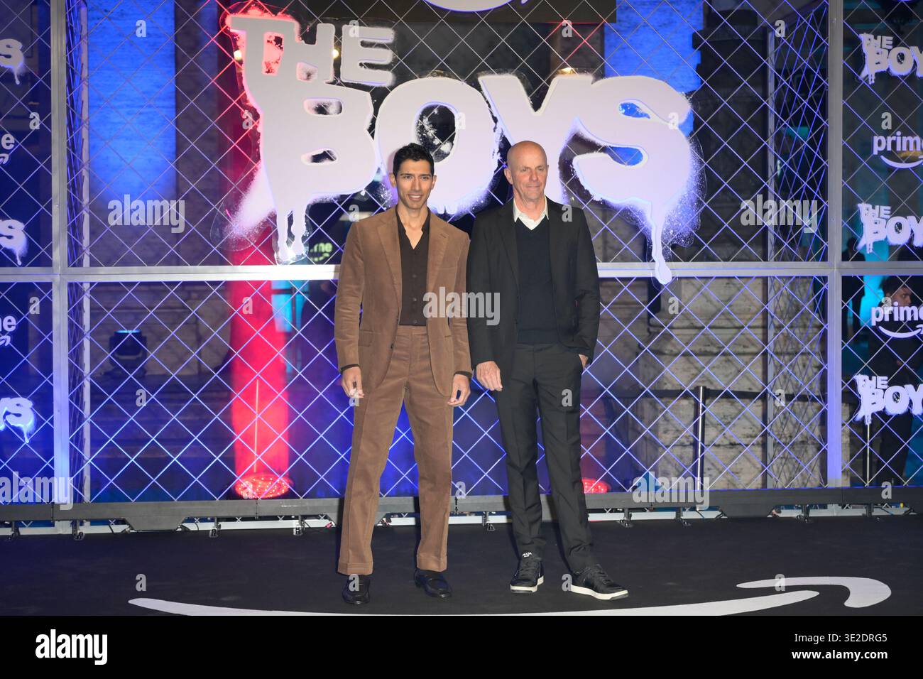Pavun Shetty (l) and Neal H. Moritz (r) attend the world premiere of ...