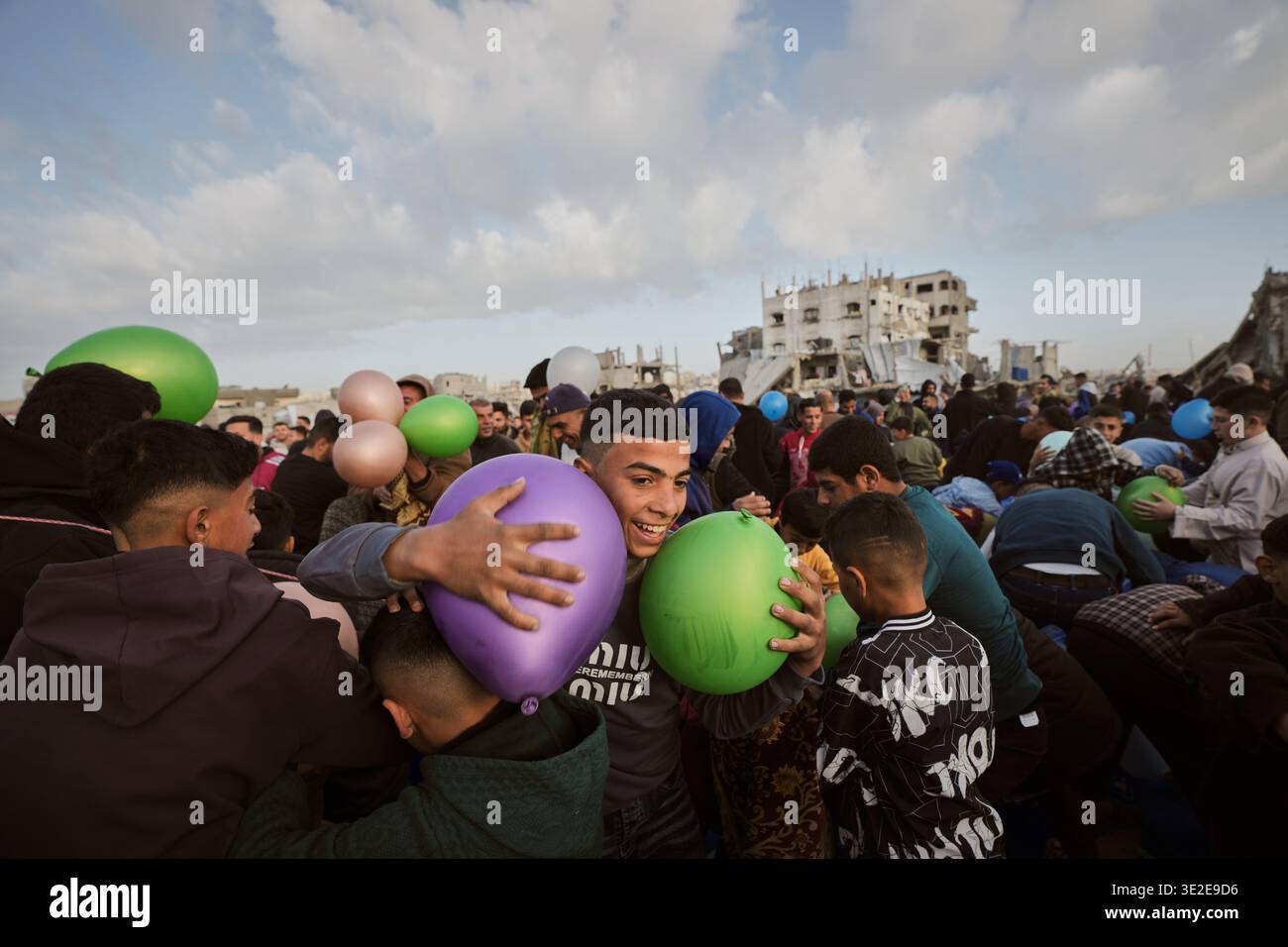 Palestinians celebrate Eid al-Fitr in Jabaliya, Gaza Strip, Friday ...