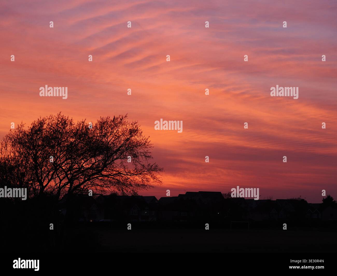 Sheerness, Kent, UK. 20th Mar, 2026. UK Weather: stunning sunset in ...