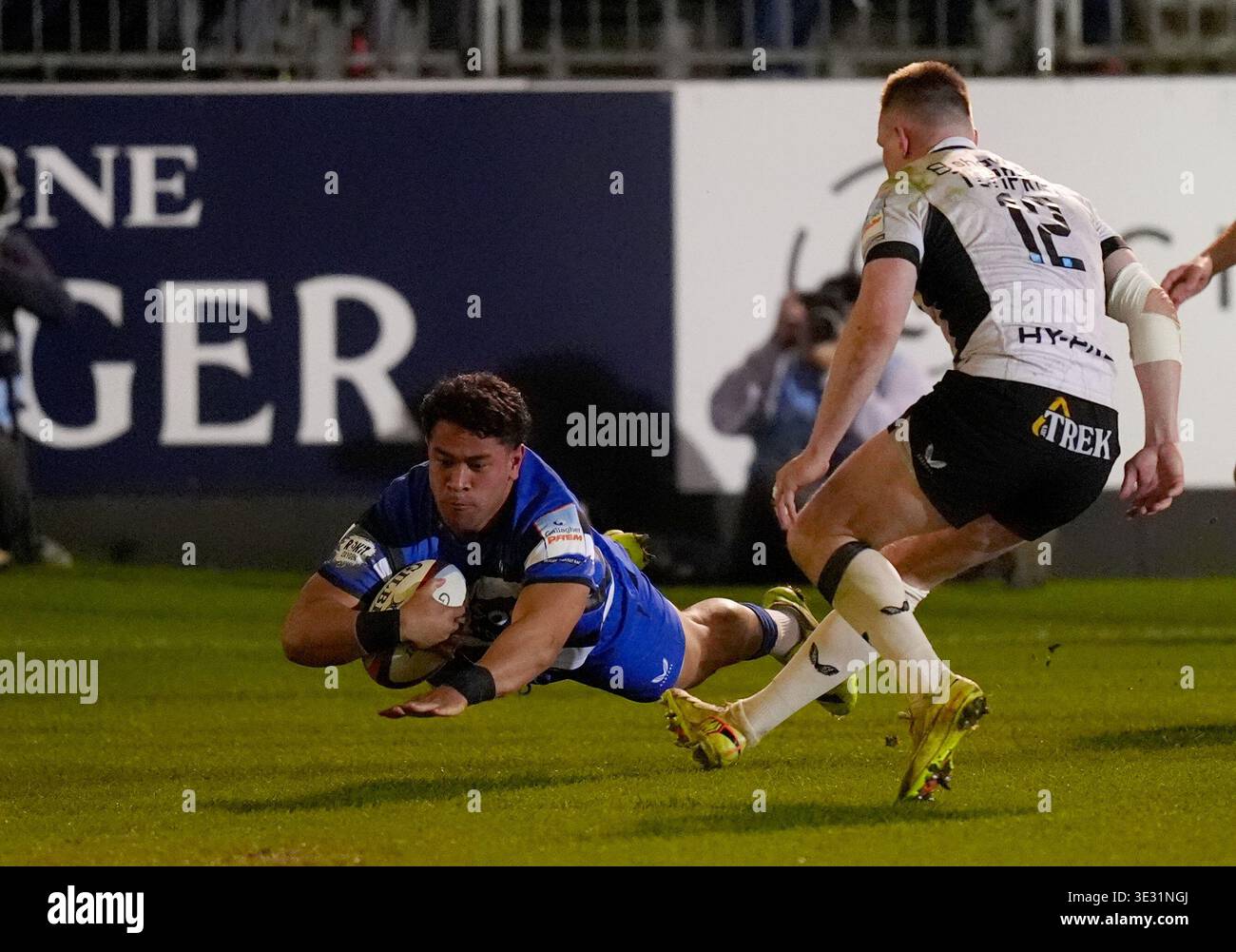 Bath Rugby's Kepu Tuipulotu scores a try during the Gallagher PREM ...