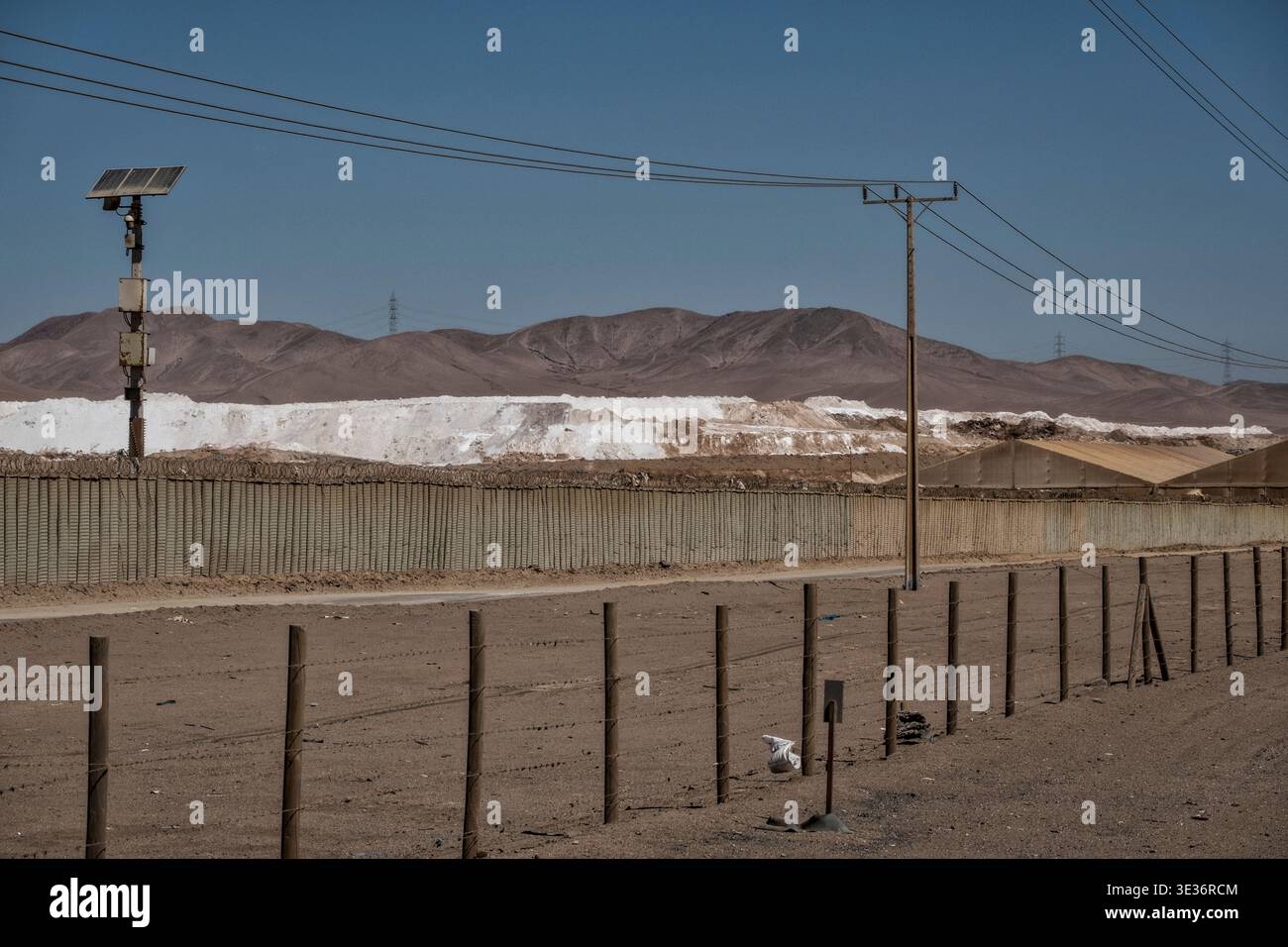 Chile lithium mining hi-res stock photography and images - Alamy