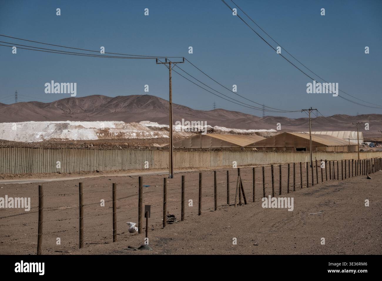 Chile lithium mining hi-res stock photography and images - Alamy
