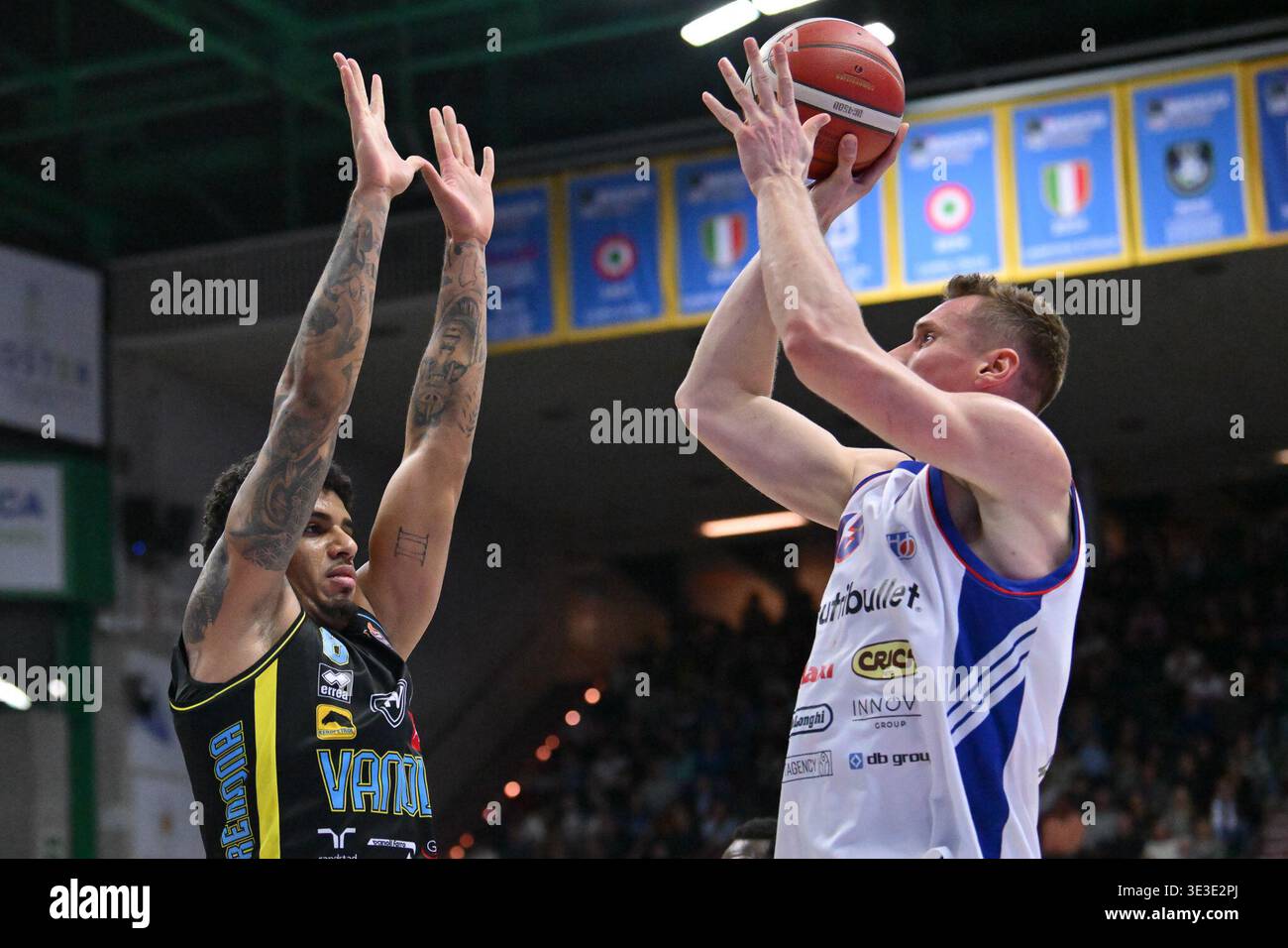 Leon Radosevic( Nutribullet Treviso Basket Stock Photo - Alamy