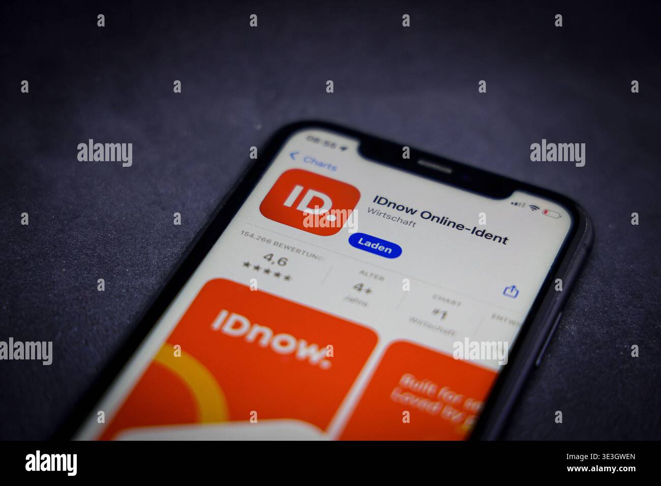Apple App Store auf einem iPhone. Top-Apps kostenlos. IDnow Online ...