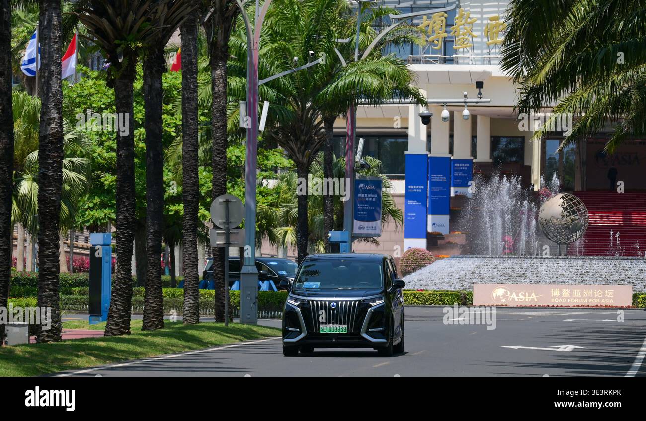 (260324) -- BOAO, March 24, 2026 (Xinhua) -- An electric vehicle is ...