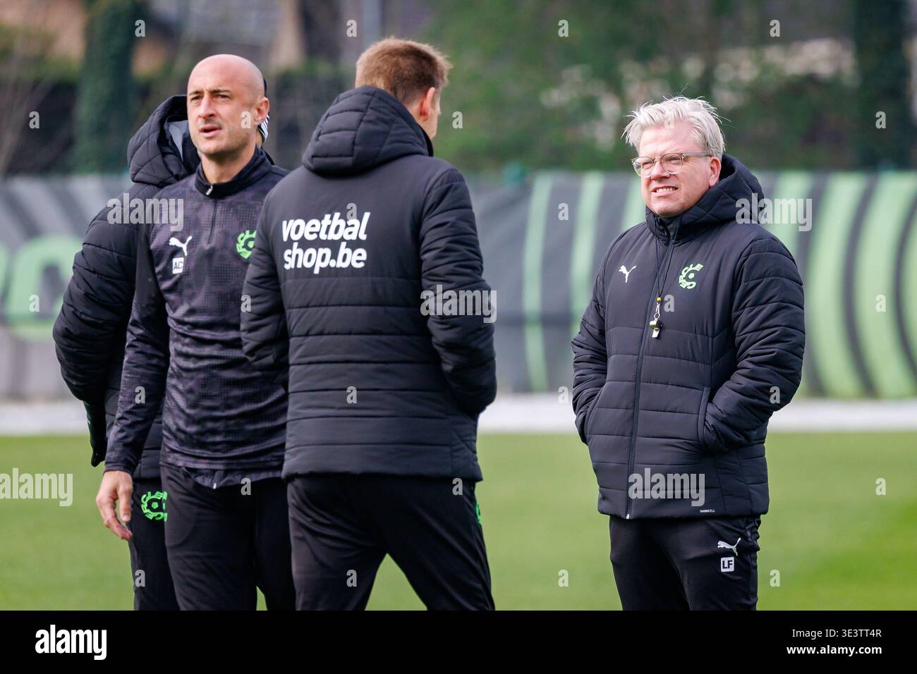 Cercle's Aurélin Collin, Cercle's assistant coach Jimmy De Wulf and ...