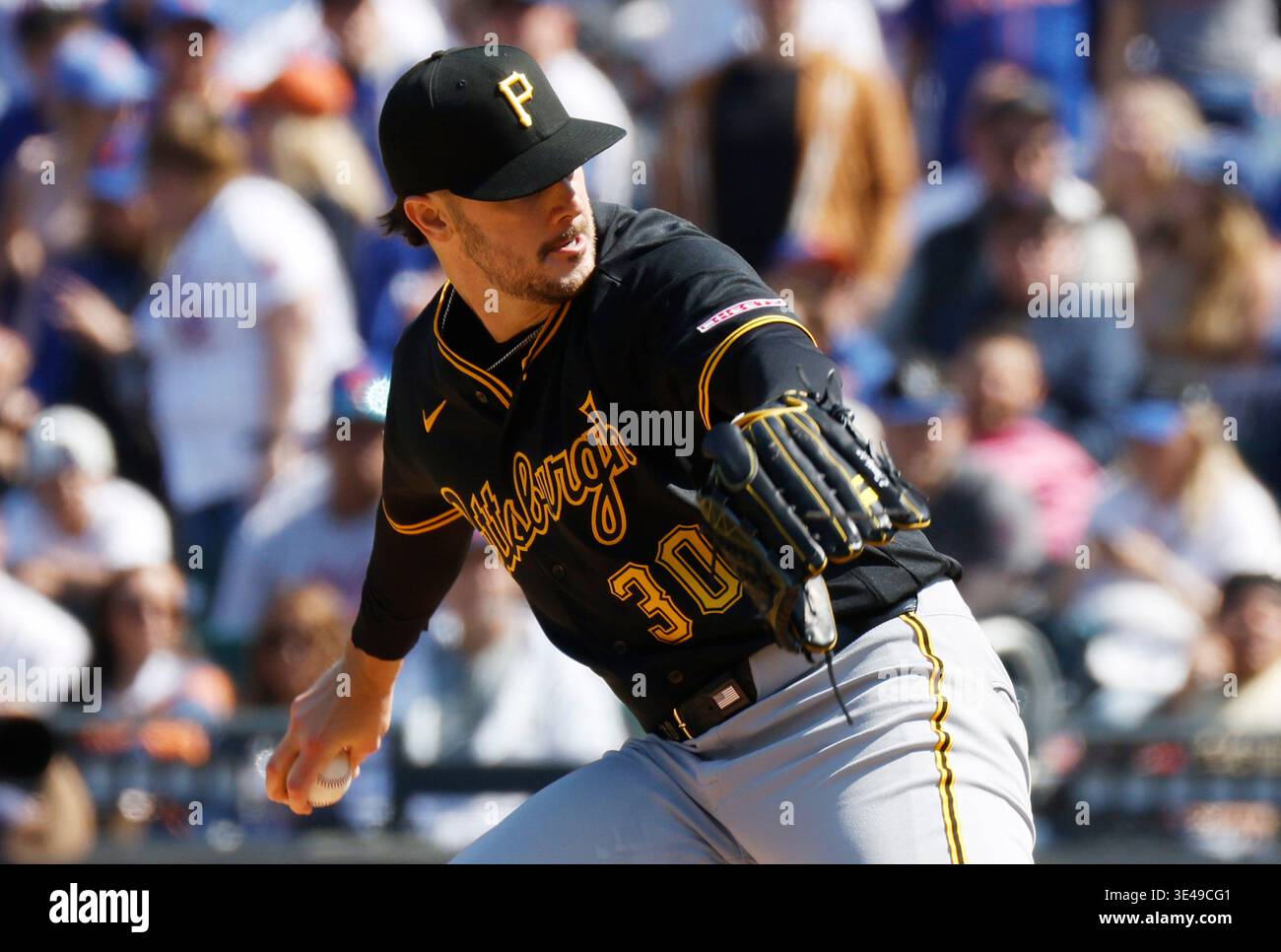 Paul skenes hi-res stock photography and images - Alamy